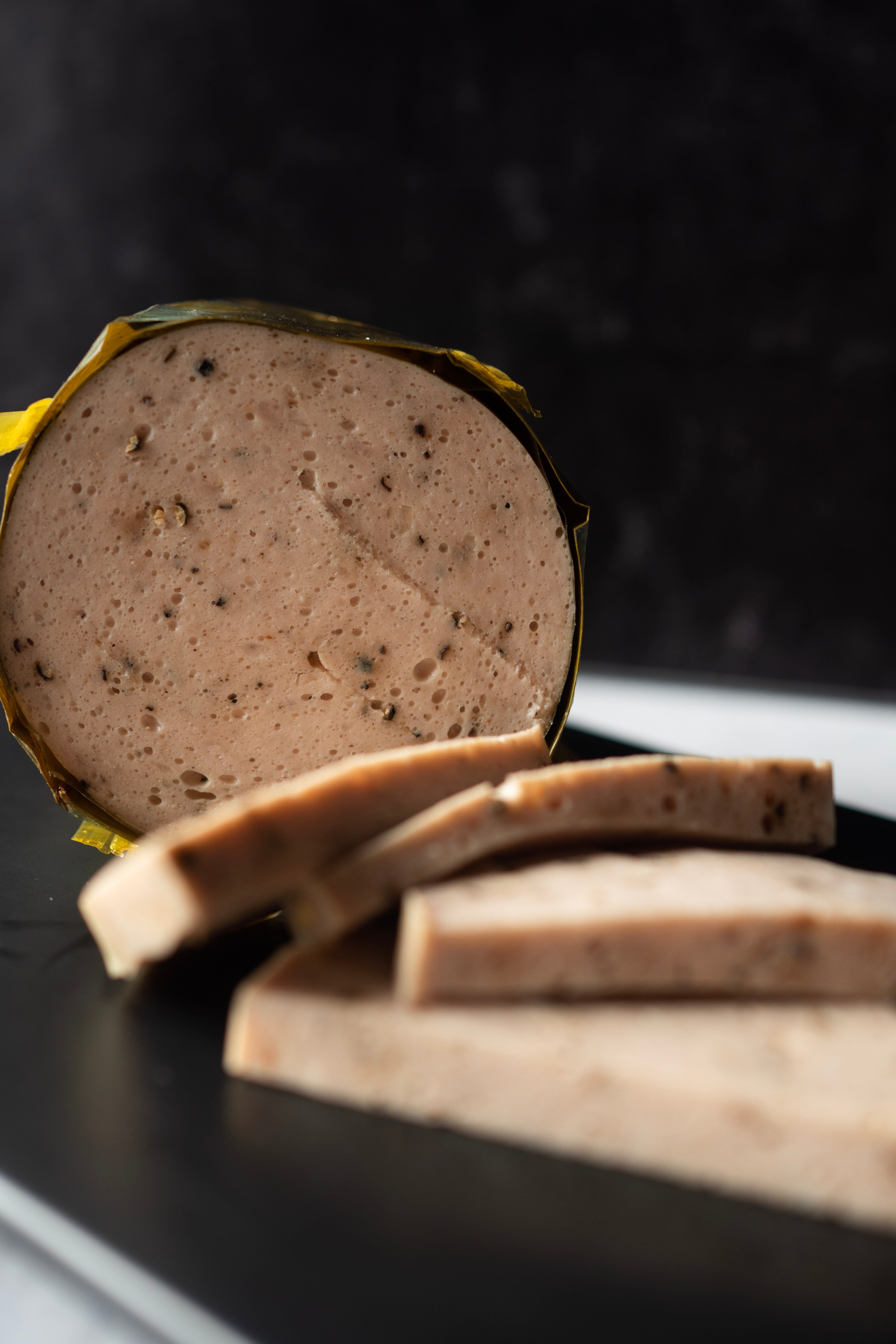 Pork Bologna with Garlic & Pepper (Cha Lua Tieu) – Tới Cửa